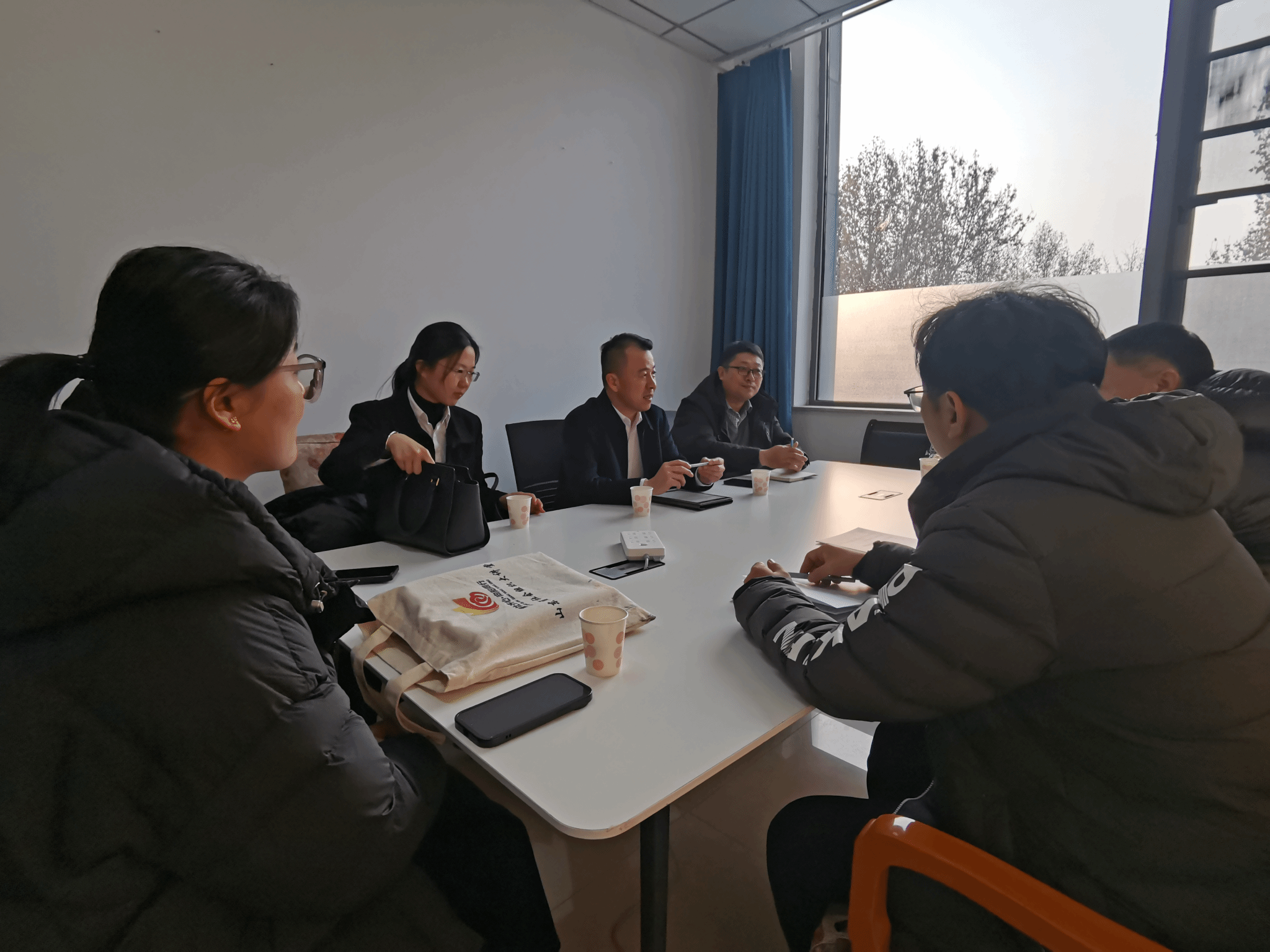 我院与山东省高等教育管理科学研究会产教融合研究院、海信集团开展座谈交流-河北机电职业技术学院机电工程学院